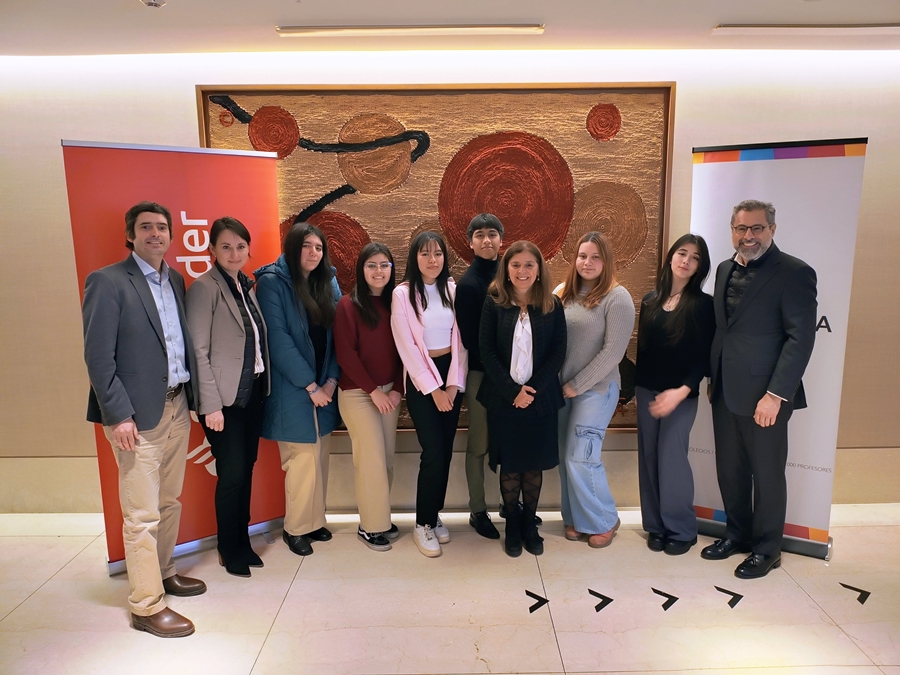 Programa de Excelencia Académica Santander alcanza las 100 becas ...